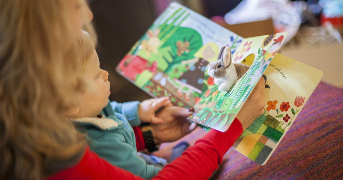 How to select the best books for babies: 7-12 Months